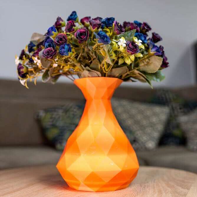 Vaza Geometrica Lambo | Decor Modern pentru Birou & Casa